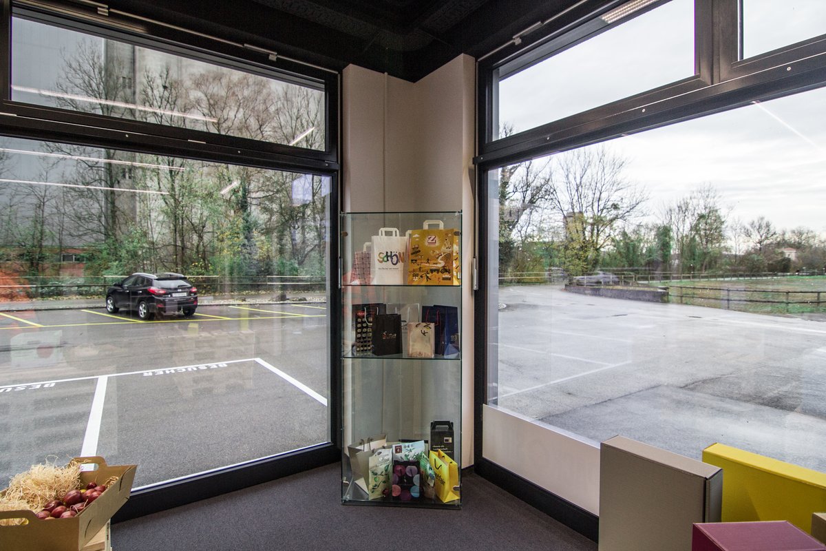 1810 Model Weinfelden, Einbau Packshop - Müller + Partner Architektur AG